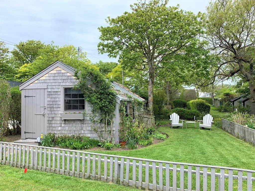 Nantucket Rental, Sconset | Adorable one bedroom bungalow in Sconset ...