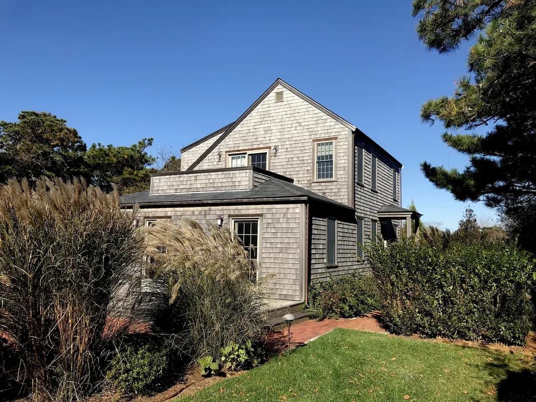 Nantucket Rental, Surfside | Escape to Oceanfront Oasis: Relax and ...